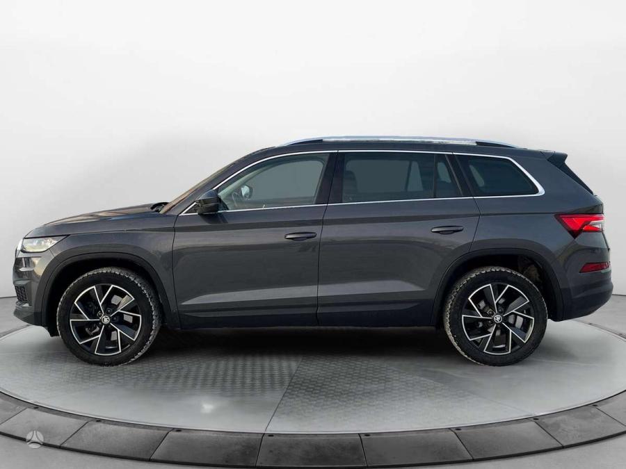 Pelēks Skoda Kodiaq 2022 Klaipėda, ar dzinēja tilpumu 1.97 L un nobraukumu 104 tūkst. km par 27900 €, foto 4 vietnē AUTOMOTO.COM.LV