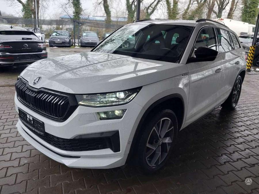 Grey Skoda Kodiaq 2022 in Vilnius, with an engine capacity of 1.50 L and mileage of 134 thousand km for 29990 €, photo 1 on AUTOMOTO.COM.LV