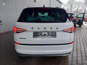 Grey Skoda Kodiaq 2022 in Vilnius, with an engine capacity of 1.50 L and mileage of 134 thousand km for 29990 €, photo 6 on AUTOMOTO.COM.LV