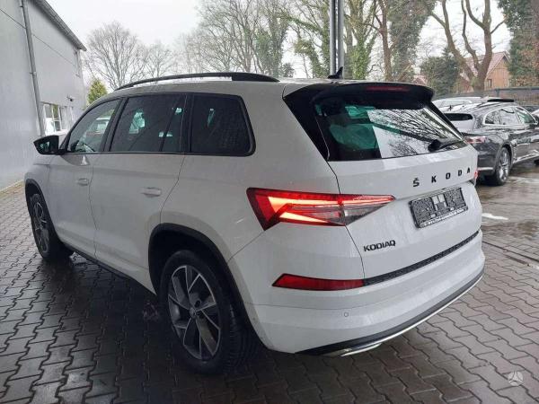 Pelēks Skoda Kodiaq 2022 Viļņa, ar dzinēja tilpumu 1.50 L un nobraukumu 134 tūkst. km par 29990 €, foto 7 vietnē AUTOMOTO.COM.LV