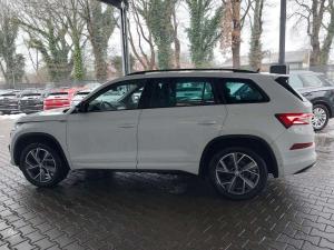 Grey Skoda Kodiaq 2022 in Vilnius, with an engine capacity of 1.50 L and mileage of 134 thousand km for 29990 €, photo 8 on AUTOMOTO.COM.LV