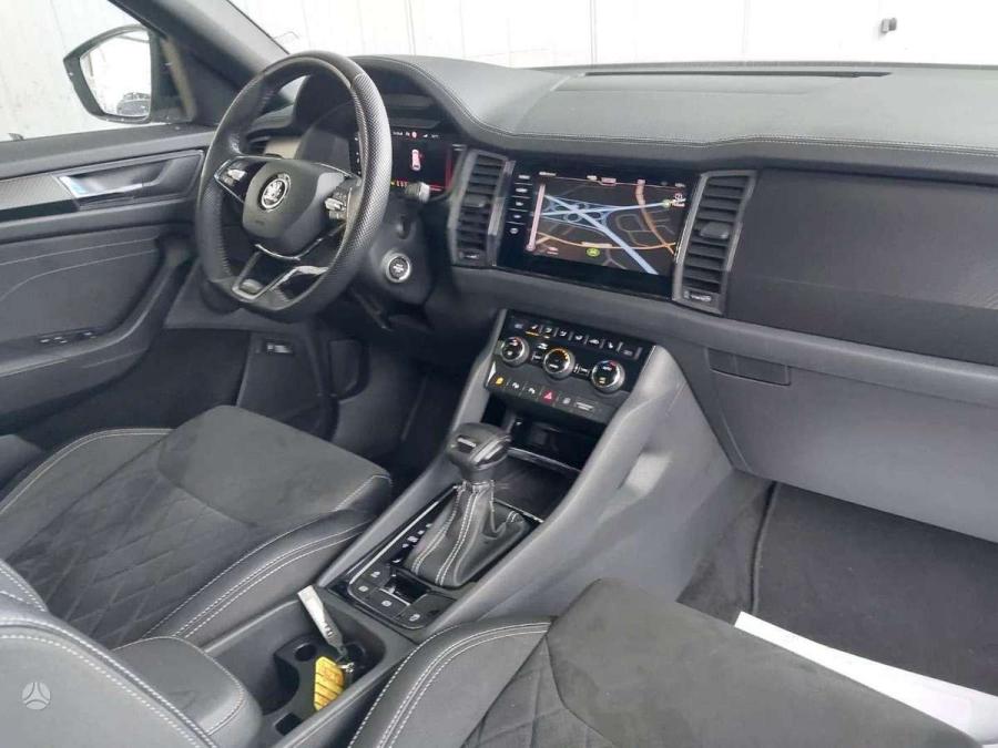 Grey Skoda Kodiaq 2022 in Vilnius, with an engine capacity of 1.50 L and mileage of 134 thousand km for 29990 €, photo 12 on AUTOMOTO.COM.LV