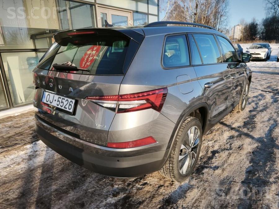 Pelēks Skoda Kodiaq 2022 Rīga, ar dzinēja tilpumu 2.00 L un nobraukumu 116 tūkst. km par 34500 €, foto 3 vietnē AUTOMOTO.COM.LV