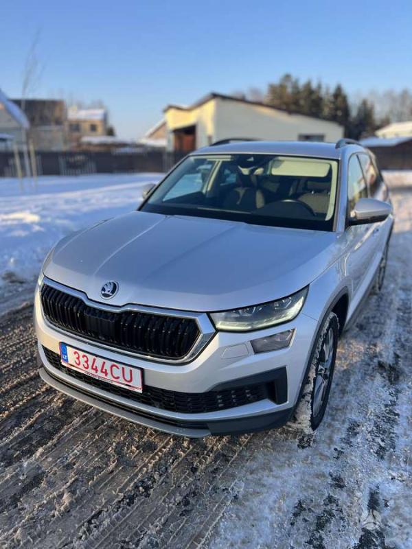 Pelēks Skoda Kodiaq 2022 Panevēža, ar dzinēja tilpumu 1.97 L un nobraukumu 160 tūkst. km par 25200 €, foto 2 vietnē AUTOMOTO.COM.LV