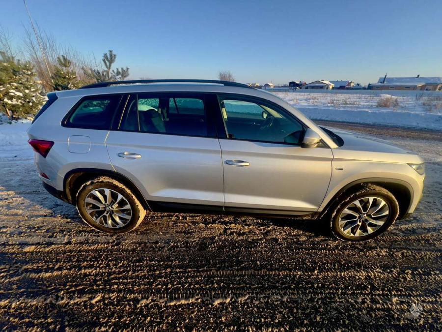 Pelēks Skoda Kodiaq 2022 Panevēža, ar dzinēja tilpumu 1.97 L un nobraukumu 160 tūkst. km par 25200 €, foto 7 vietnē AUTOMOTO.COM.LV