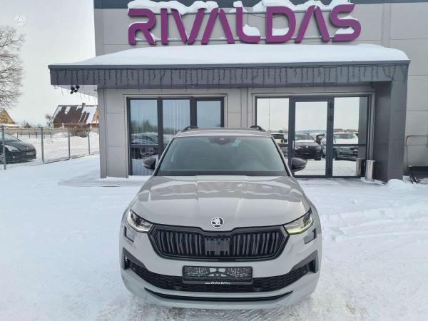 Grey Skoda Kodiaq 2022 in Siauliai, with an engine capacity of 1.50 L and mileage of 206 thousand km for 26983 €, photo 1 on AUTOMOTO.COM.LV