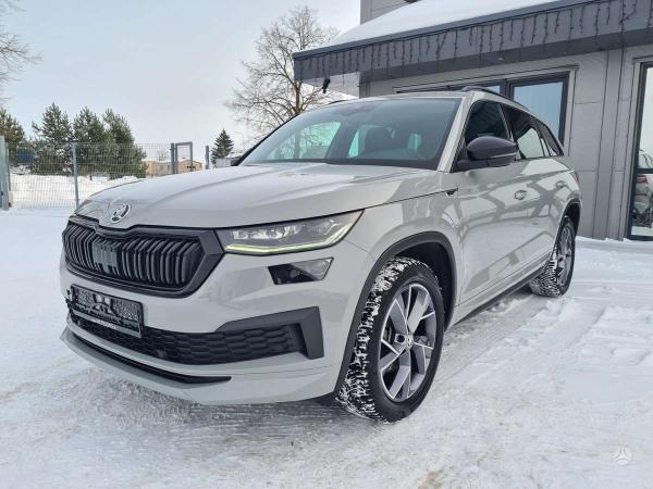 Grey Skoda Kodiaq 2022 in Siauliai, with an engine capacity of 1.50 L and mileage of 206 thousand km for 26983 €, photo 2 on AUTOMOTO.COM.LV