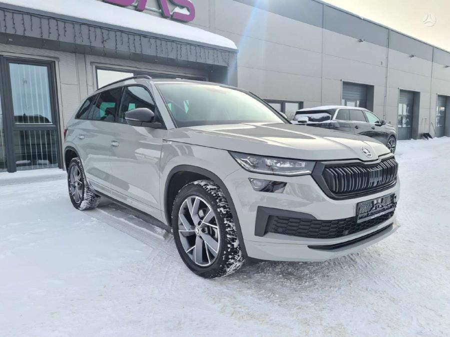 Серый Шкода Kodiaq 2022 в Шяуляй, объемом двигателя 1.50 л и пробегом 206 тыс. км за 26983 €, фото 3 на AUTOMOTO.COM.LV
