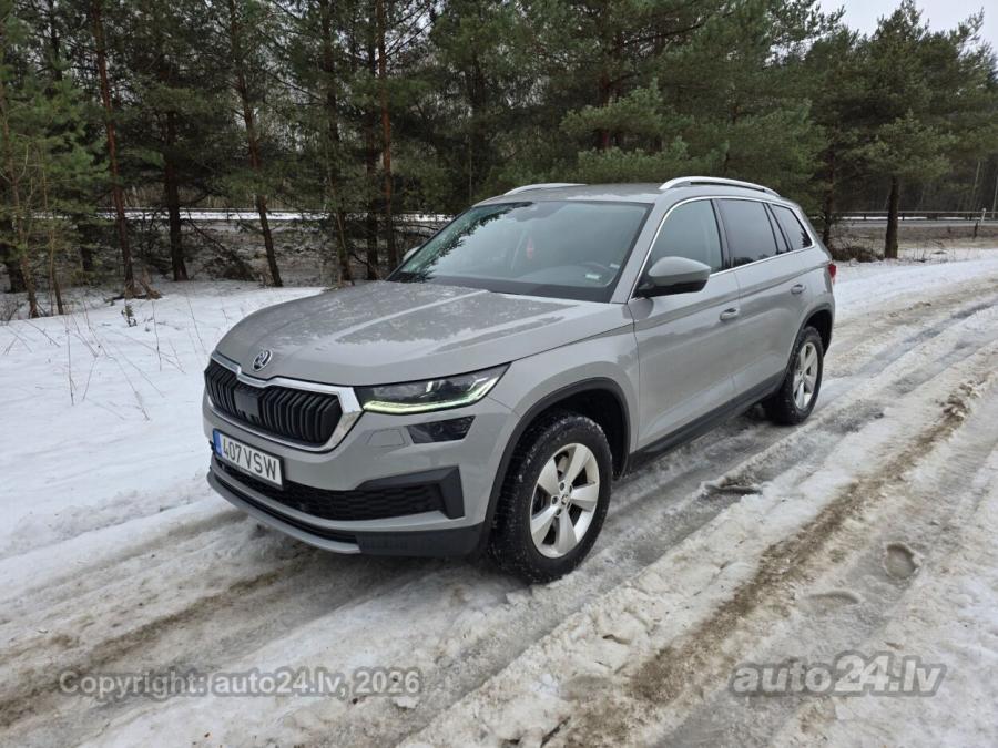 Pelēks Skoda Kodiaq 2022 Tallina, ar dzinēja tilpumu 2.00 L un nobraukumu 86 tūkst. km par 34900 €, foto 3 vietnē AUTOMOTO.COM.LV