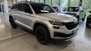 Grey Skoda Kodiaq 2022 in Riga, with an engine capacity of 2.00 L and mileage of 134 thousand km for 22900 €, photo 7 on AUTOMOTO.COM.LV