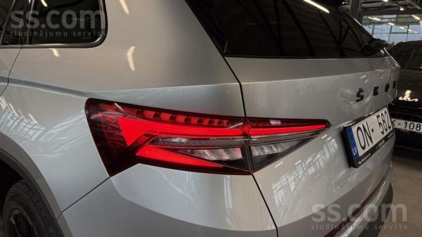 Pelēks Skoda Kodiaq 2022 Rīga, ar dzinēja tilpumu 2.00 L un nobraukumu 134 tūkst. km par 22900 €, foto 9 vietnē AUTOMOTO.COM.LV