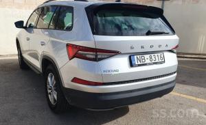 Pelēks Skoda Kodiaq 2022 Rīga, ar dzinēja tilpumu 1.50 L un nobraukumu 119 tūkst. km par 21700 €, foto 4 vietnē AUTOMOTO.COM.LV