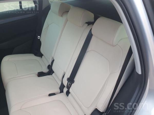 Grey Skoda Kodiaq 2022 in Riga, with an engine capacity of 1.50 L and mileage of 119 thousand km for 21700 €, photo 8 on AUTOMOTO.COM.LV