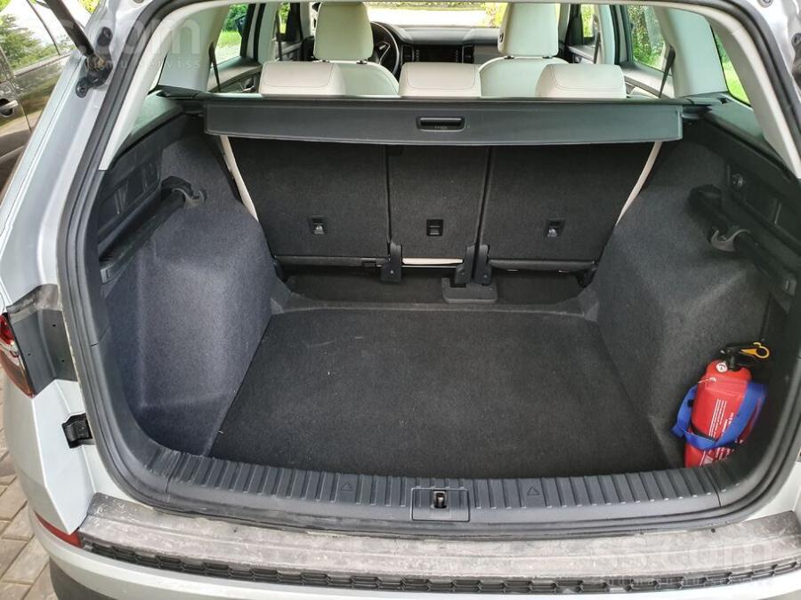 Pelēks Skoda Kodiaq 2022 Rīga, ar dzinēja tilpumu 1.50 L un nobraukumu 119 tūkst. km par 21700 €, foto 10 vietnē AUTOMOTO.COM.LV