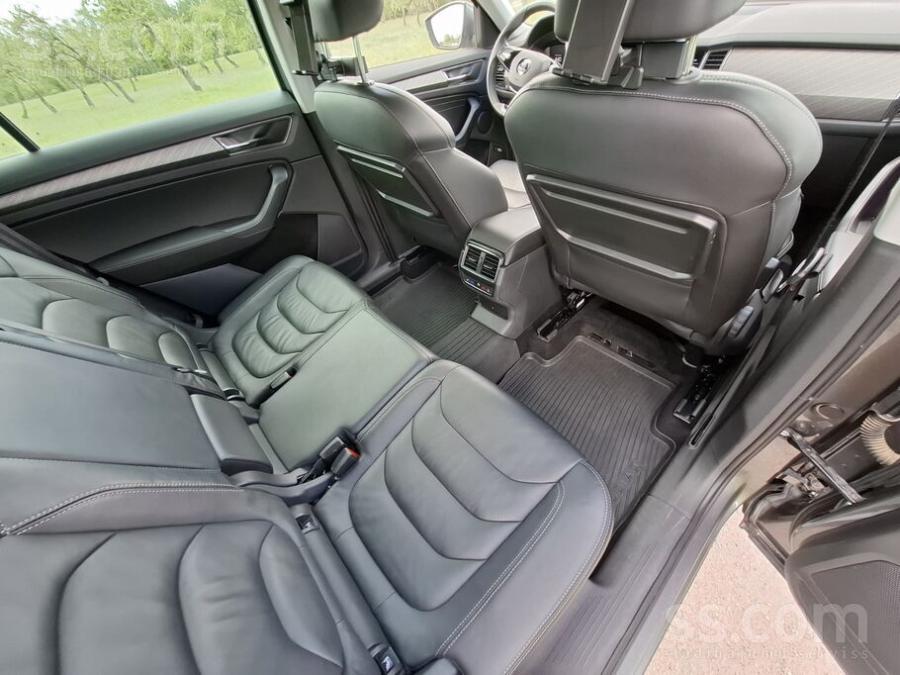 Grey Skoda Kodiaq 2022 in Riga, with an engine capacity of 2.00 L and mileage of 53 thousand km for 34950 €, photo 13 on AUTOMOTO.COM.LV