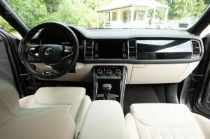 Серый Шкода Kodiaq 2022 в Рига, объемом двигателя 1.50 л и пробегом 34 тыс. км за 30990 €, фото 13 на AUTOMOTO.COM.LV