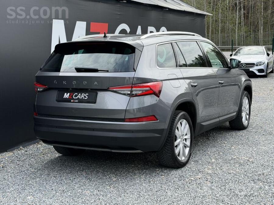 Серый Шкода Kodiaq 2022 в Рига, объемом двигателя 2.00 л и пробегом 197 тыс. км за 23990 €, фото 4 на AUTOMOTO.COM.LV