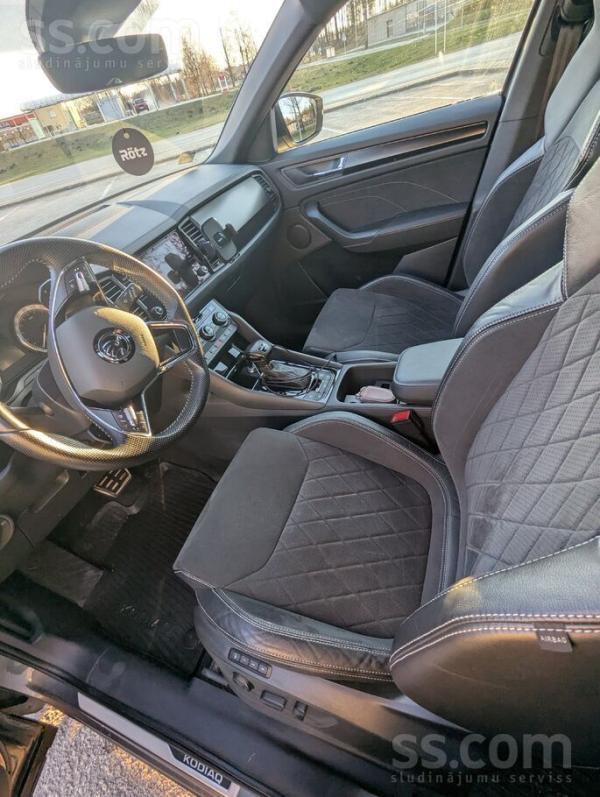 Pelēks Skoda Kodiaq 2022 Madona, ar dzinēja tilpumu 2.00 L un nobraukumu 76 tūkst. km par 28700 €, foto 3 vietnē AUTOMOTO.COM.LV