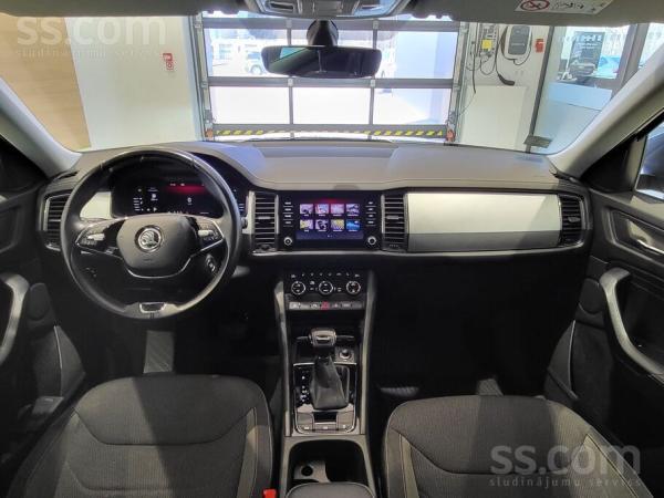 Pelēks Skoda Kodiaq 2022 Rīga, ar dzinēja tilpumu 1.50 L un nobraukumu 100 tūkst. km par 23790 €, foto 7 vietnē AUTOMOTO.COM.LV