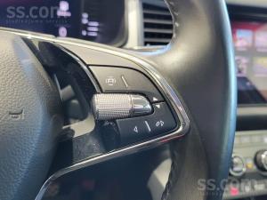 Pelēks Skoda Kodiaq 2022 Rīga, ar dzinēja tilpumu 1.50 L un nobraukumu 100 tūkst. km par 23790 €, foto 14 vietnē AUTOMOTO.COM.LV