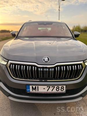 Серый Шкода Kodiaq 2022 в Рига, объемом двигателя 2.00 л и пробегом 67 тыс. км за 28500 €, фото 3 на AUTOMOTO.COM.LV