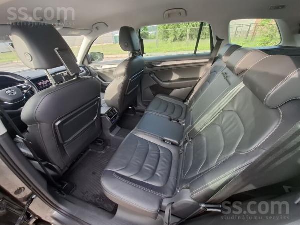 Серый Шкода Kodiaq 2022 в Рига, объемом двигателя 2.00 л и пробегом 53 тыс. км за 33950 €, фото 6 на AUTOMOTO.COM.LV