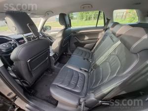 Grey Skoda Kodiaq 2022 in Riga, with an engine capacity of 2.00 L and mileage of 53 thousand km for 33950 €, photo 7 on AUTOMOTO.COM.LV