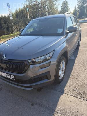 Серый Шкода Kodiaq 2022 в Рига, объемом двигателя 1.50 л и пробегом 90 тыс. км за 23900 €, фото 3 на AUTOMOTO.COM.LV