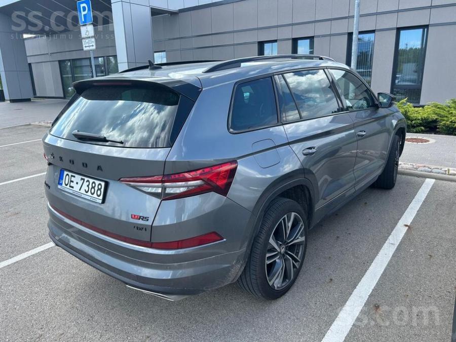 Pelēks Skoda Kodiaq 2022 Rīga, ar dzinēja tilpumu 2.00 L un nobraukumu 124 tūkst. km par 36000 €, foto 3 vietnē AUTOMOTO.COM.LV