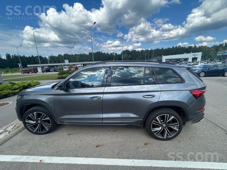 Pelēks Skoda Kodiaq 2022 Rīga, ar dzinēja tilpumu 2.00 L un nobraukumu 124 tūkst. km par 36000 €, foto 4 vietnē AUTOMOTO.COM.LV