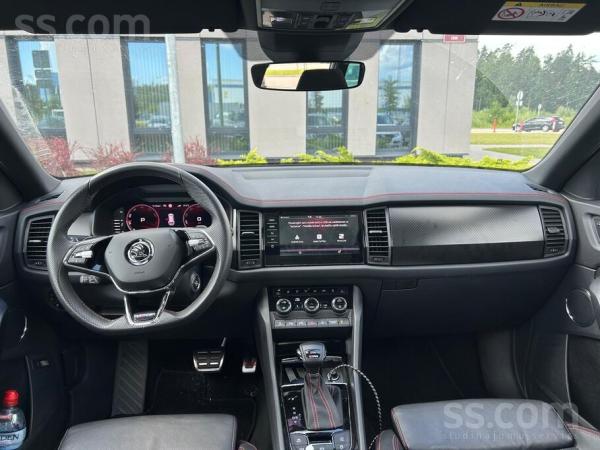 Pelēks Skoda Kodiaq 2022 Rīga, ar dzinēja tilpumu 2.00 L un nobraukumu 124 tūkst. km par 36000 €, foto 5 vietnē AUTOMOTO.COM.LV