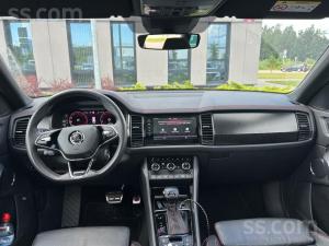 Pelēks Skoda Kodiaq 2022 Rīga, ar dzinēja tilpumu 2.00 L un nobraukumu 124 tūkst. km par 36000 €, foto 6 vietnē AUTOMOTO.COM.LV