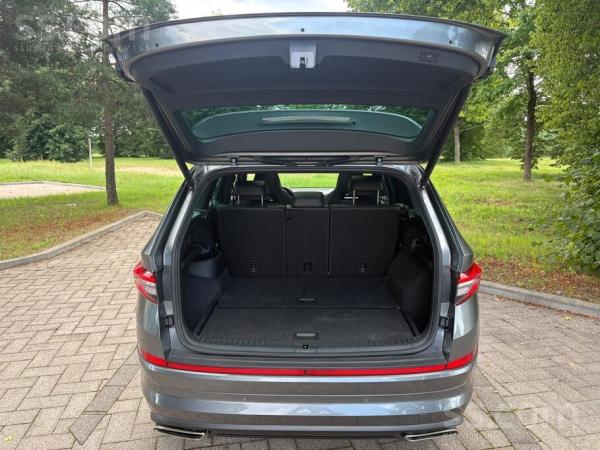 Skoda Kodiaq 2022 Rīga vietnē Pelēks Skoda Kodiaq 2022 Rīga, ar dzinēja tilpumu 2.00 L un nobraukumu 134 tūkst. km par 33500 €, foto 7 vietnē AUTOMOTO.COM.LV