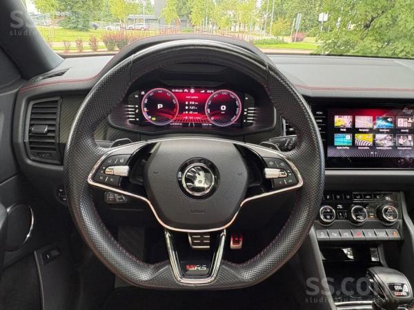 Skoda Kodiaq 2022 Rīga vietnē Pelēks Skoda Kodiaq 2022 Rīga, ar dzinēja tilpumu 2.00 L un nobraukumu 134 tūkst. km par 33500 €, foto 11 vietnē AUTOMOTO.COM.LV
