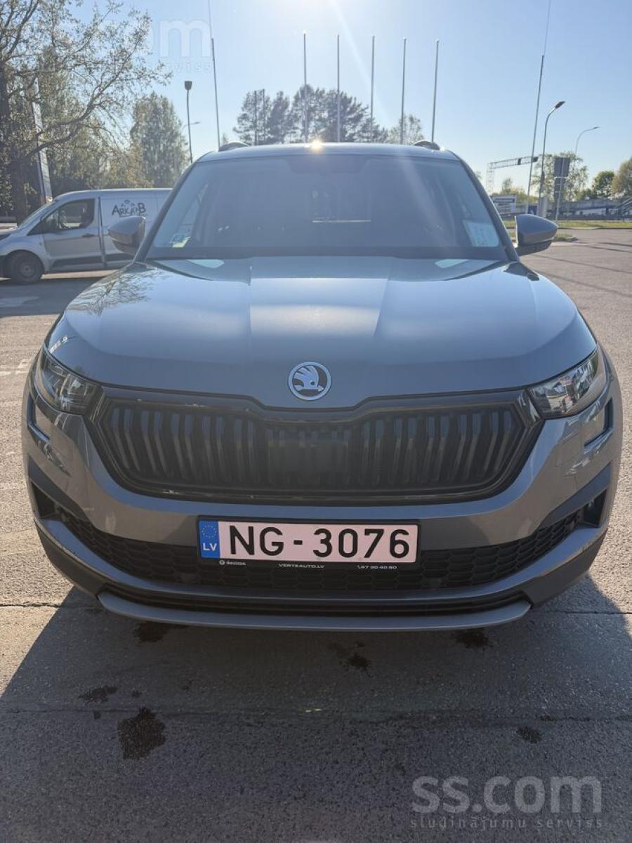 Серый Шкода Kodiaq 2022 в Рига, объемом двигателя 1.50 л и пробегом 88 тыс. км за 25900 €, фото 4 на AUTOMOTO.COM.LV