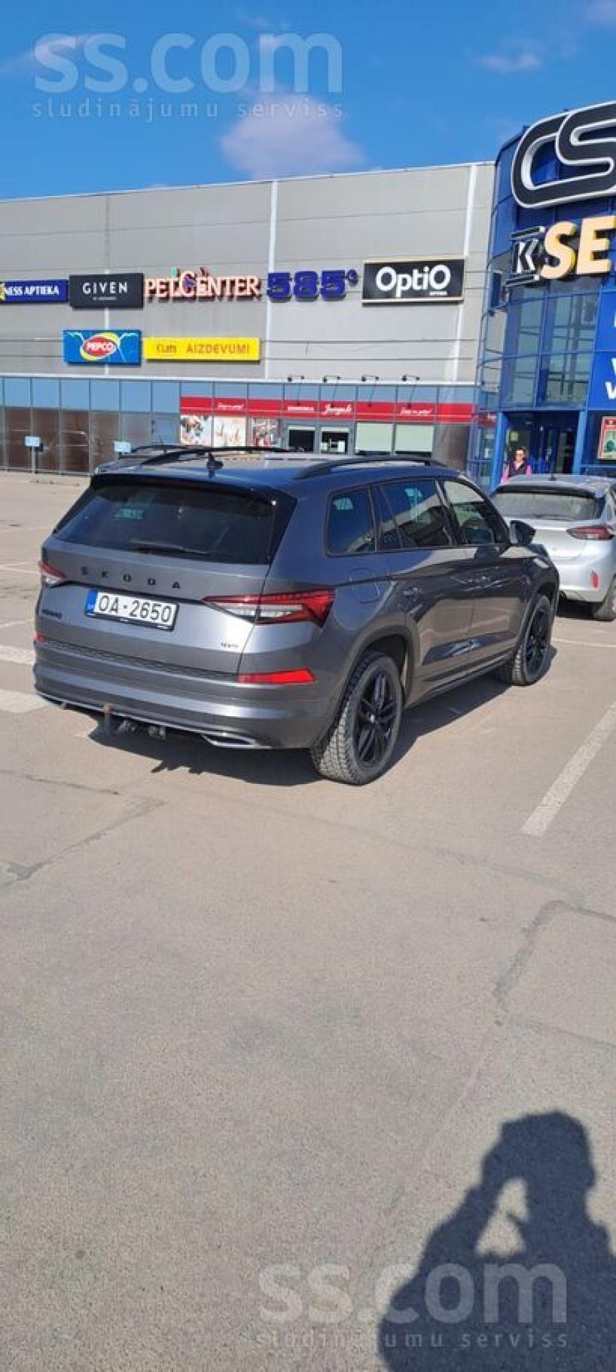 Grey Skoda Kodiaq 2022 in Madona, with an engine capacity of 2.00 L and mileage of 73 thousand km for 34000 €, photo 3 on AUTOMOTO.COM.LV