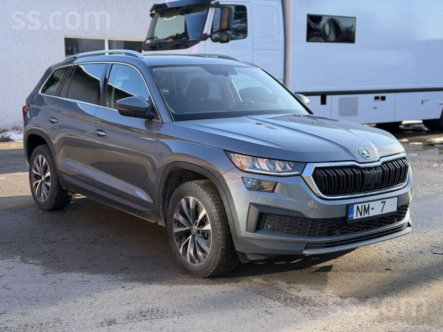 Серый Шкода Kodiaq 2022 в Бауска, объемом двигателя 2.00 л и пробегом 110 тыс. км за 22000 €, фото 3 на AUTOMOTO.COM.LV