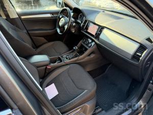 Серый Шкода Kodiaq 2022 в Бауска, объемом двигателя 2.00 л и пробегом 110 тыс. км за 22000 €, фото 5 на AUTOMOTO.COM.LV