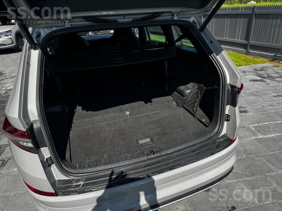 Pelēks Skoda Kodiaq 2022 Rīga, ar dzinēja tilpumu 1.50 L un nobraukumu 129 tūkst. km par 30000 €, foto 10 vietnē AUTOMOTO.COM.LV