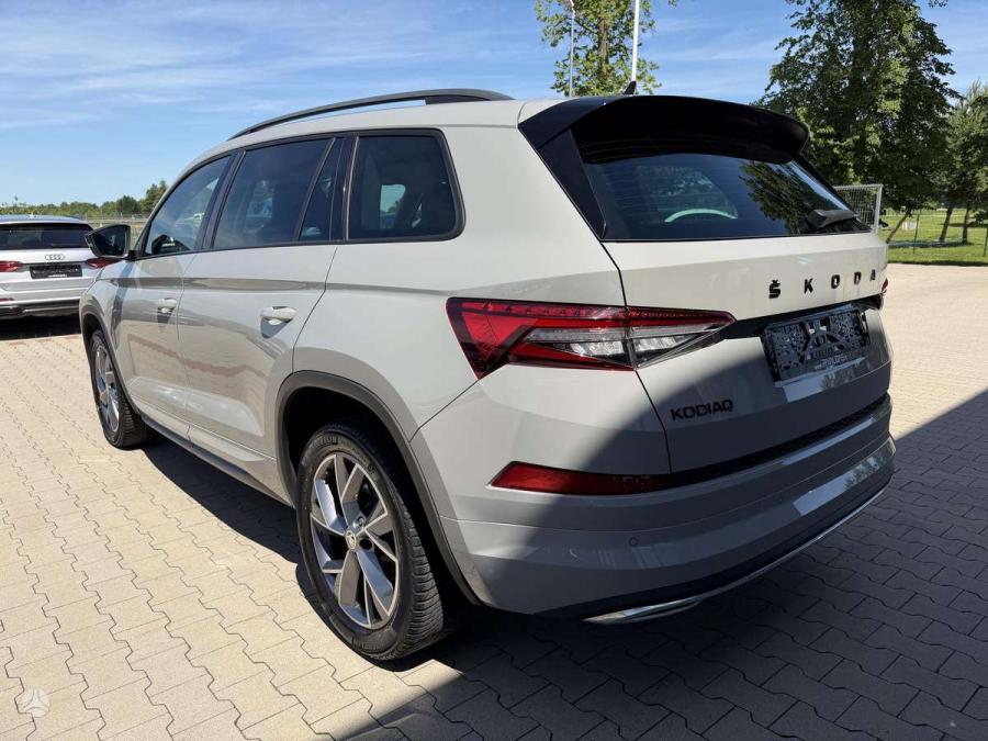 Grey Skoda Kodiaq 2022 in Siauliai, with an engine capacity of 1.50 L and mileage of 215 thousand km for 22978 €, photo 11 on AUTOMOTO.COM.LV