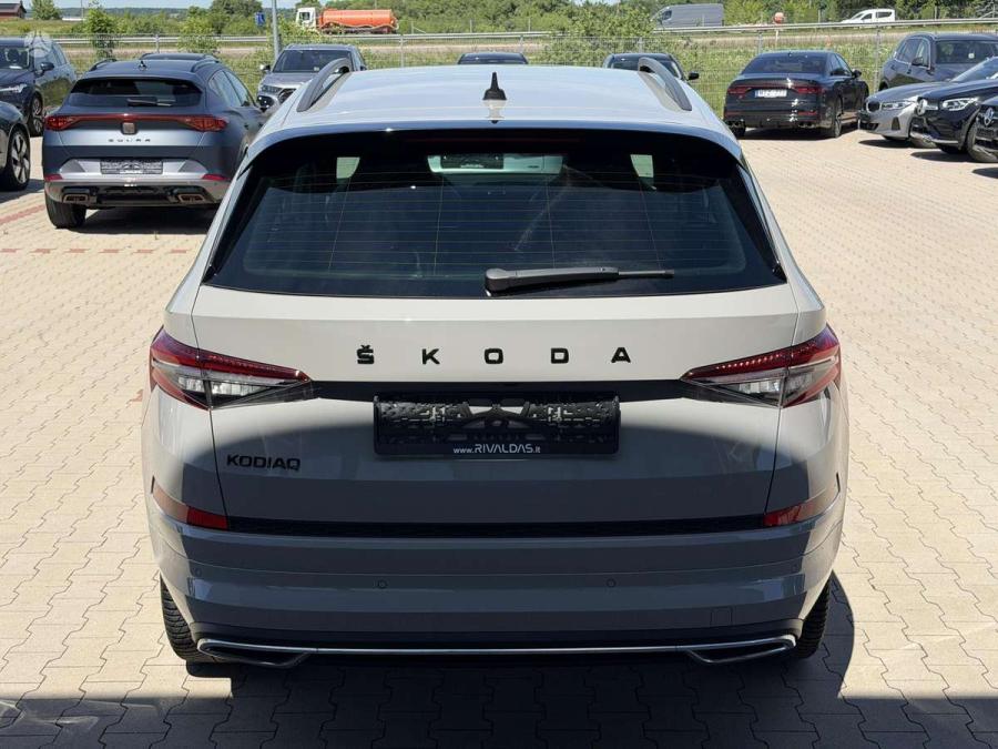 Grey Skoda Kodiaq 2022 in Siauliai, with an engine capacity of 1.50 L and mileage of 215 thousand km for 22978 €, photo 12 on AUTOMOTO.COM.LV