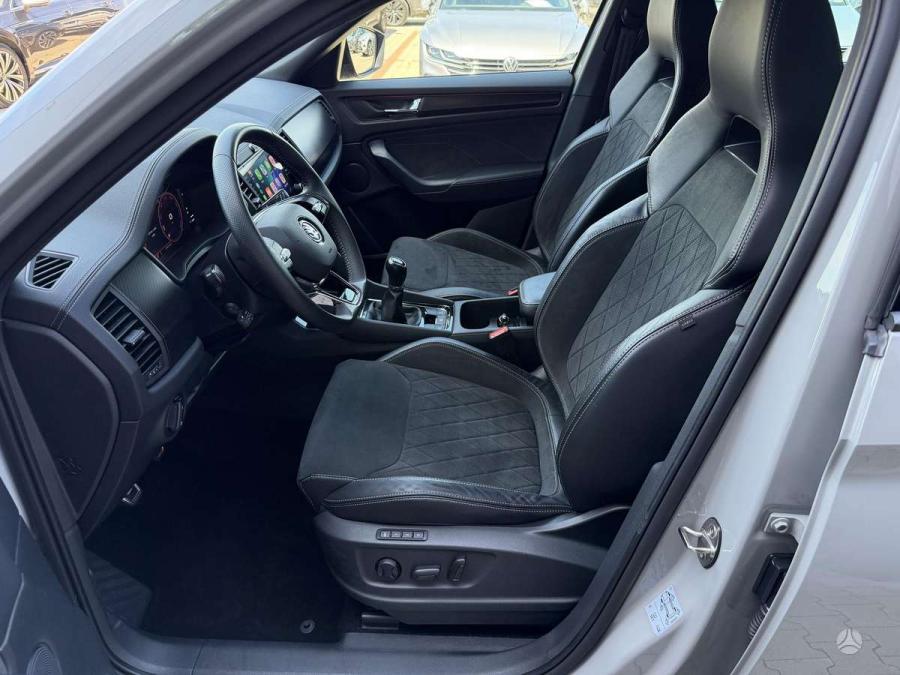 Grey Skoda Kodiaq 2022 in Siauliai, with an engine capacity of 1.50 L and mileage of 215 thousand km for 22978 €, photo 16 on AUTOMOTO.COM.LV