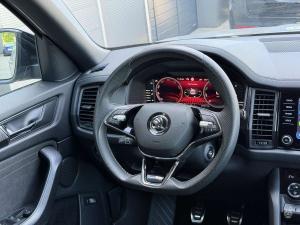 Grey Skoda Kodiaq 2022 in Siauliai, with an engine capacity of 1.50 L and mileage of 215 thousand km for 22978 €, photo 20 on AUTOMOTO.COM.LV