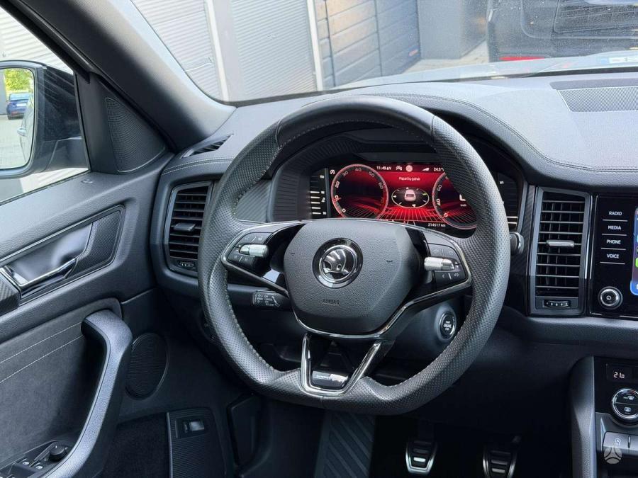 Grey Skoda Kodiaq 2022 in Siauliai, with an engine capacity of 1.50 L and mileage of 215 thousand km for 22978 €, photo 20 on AUTOMOTO.COM.LV