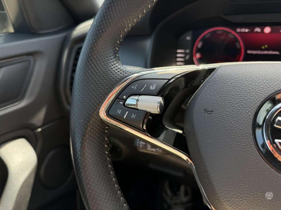 Grey Skoda Kodiaq 2022 in Siauliai, with an engine capacity of 1.50 L and mileage of 215 thousand km for 22978 €, photo 31 on AUTOMOTO.COM.LV