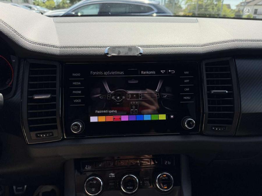 Grey Skoda Kodiaq 2022 in Siauliai, with an engine capacity of 1.50 L and mileage of 215 thousand km for 22978 €, photo 33 on AUTOMOTO.COM.LV