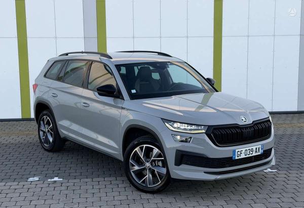 Grey Skoda Kodiaq 2022 in Taurage, with an engine capacity of 1.97 L and mileage of 228 thousand km for 21300 €, photo 8 on AUTOMOTO.COM.LV