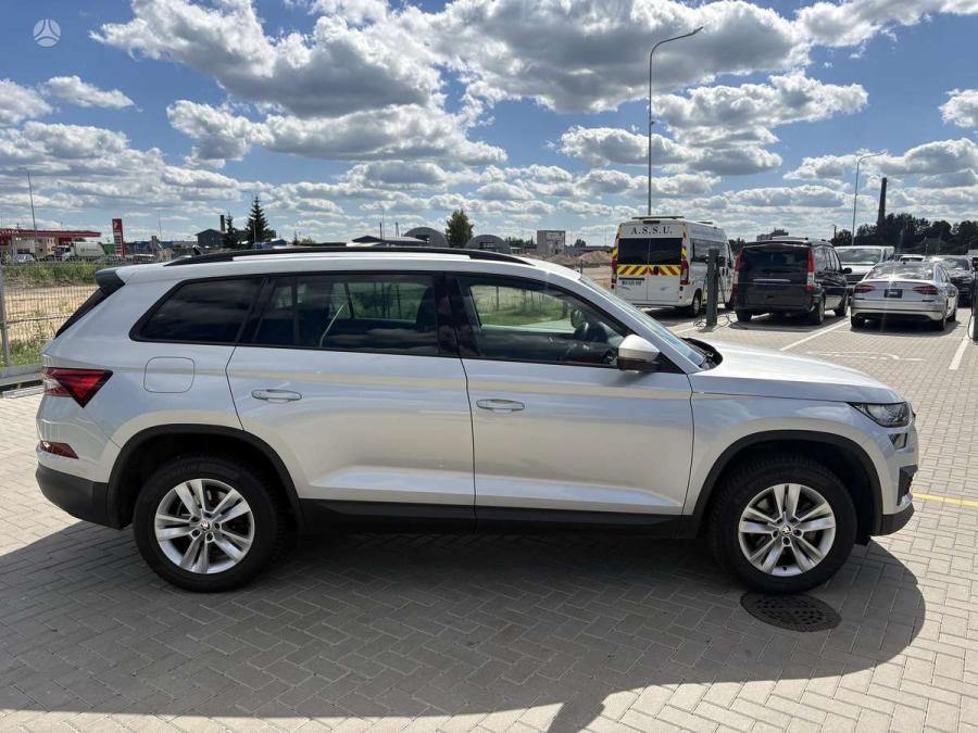 Серый Шкода Kodiaq 2022 в Таураге, объемом двигателя 1.97 л и пробегом 200 тыс. км за 17300 €, фото 5 на AUTOMOTO.COM.LV