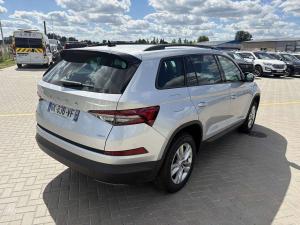 Серый Шкода Kodiaq 2022 в Таураге, объемом двигателя 1.97 л и пробегом 200 тыс. км за 17300 €, фото 6 на AUTOMOTO.COM.LV