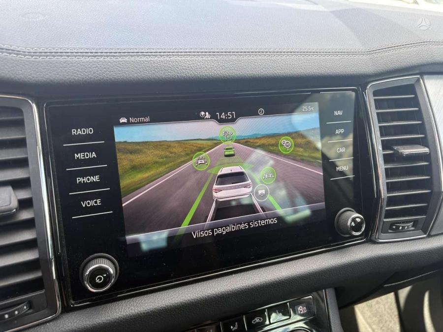 Серый Шкода Kodiaq 2022 в Таураге, объемом двигателя 1.97 л и пробегом 200 тыс. км за 17300 €, фото 19 на AUTOMOTO.COM.LV